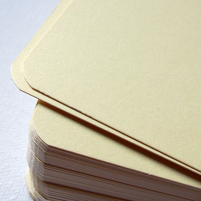 A6 Blank Flat Cards, Metallic Pearlescent Cream Cards, Rounded, 250GSM ...